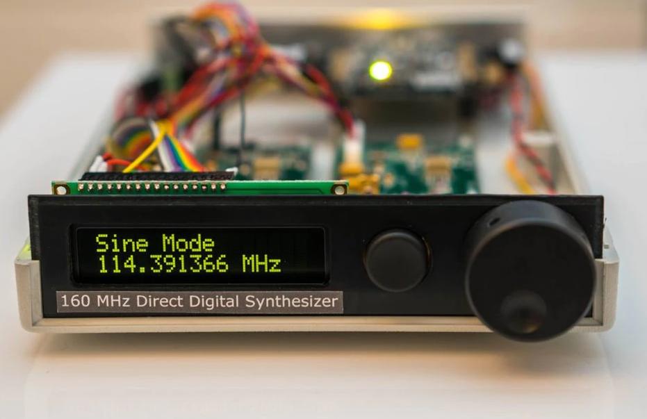 An Introduction of the AD9833BRMZ Direct Digital Synthesis (DDS) | Easybom